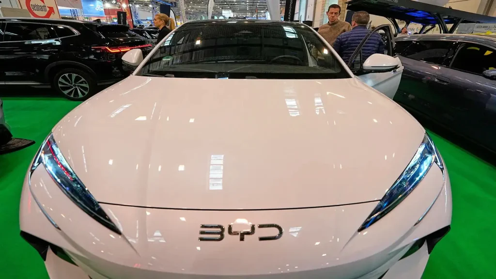 BYD's Record Electric Vehicle Sales in 2025 | News Detail | ShareHub